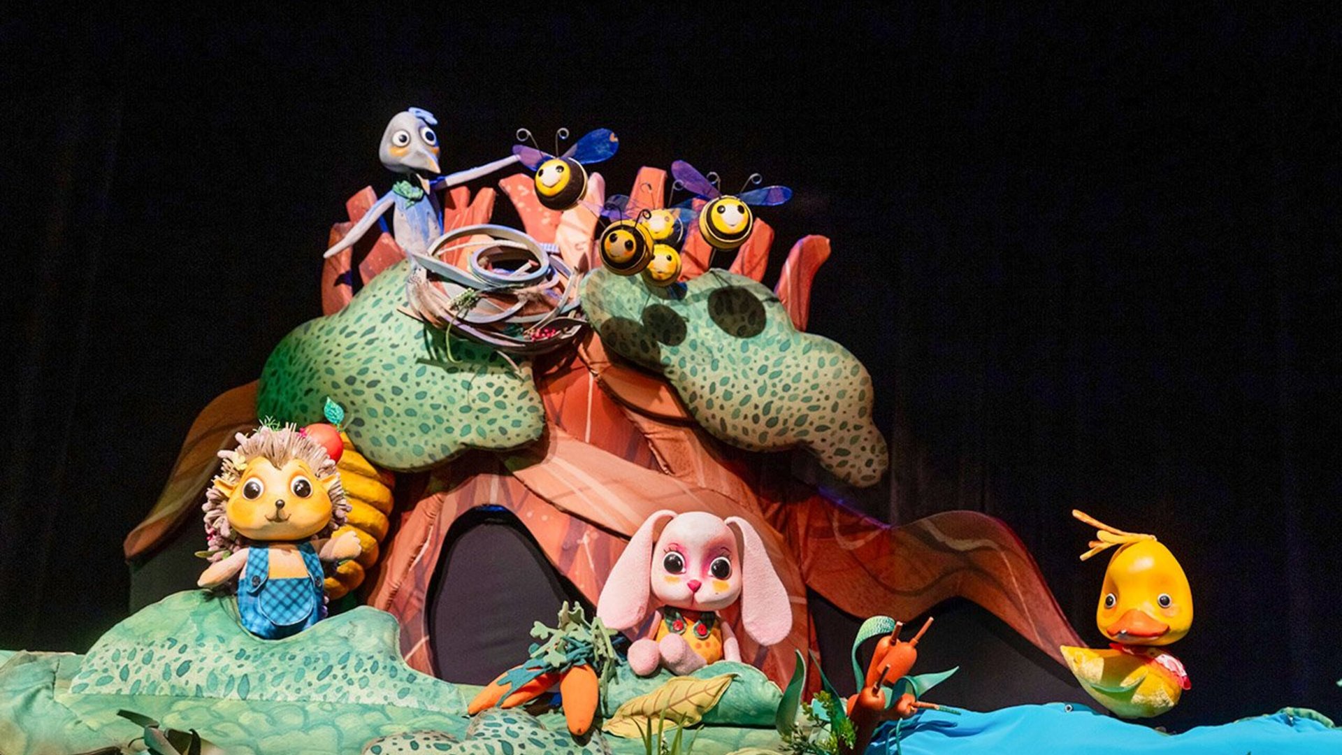 НОВО ЖИВОТНО В ГОРАТА - гостуващ - Kуклен театър – Русе | Entase